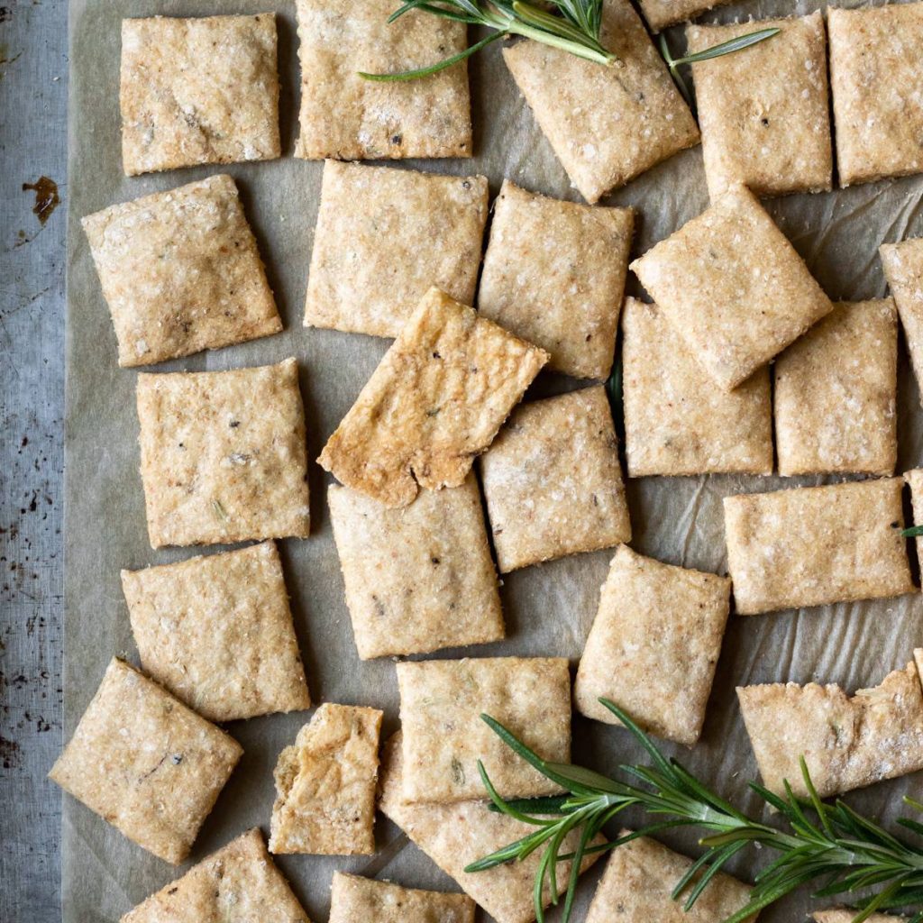 Whole Grain Crackers Kerenyahan Yang Menyehatkan