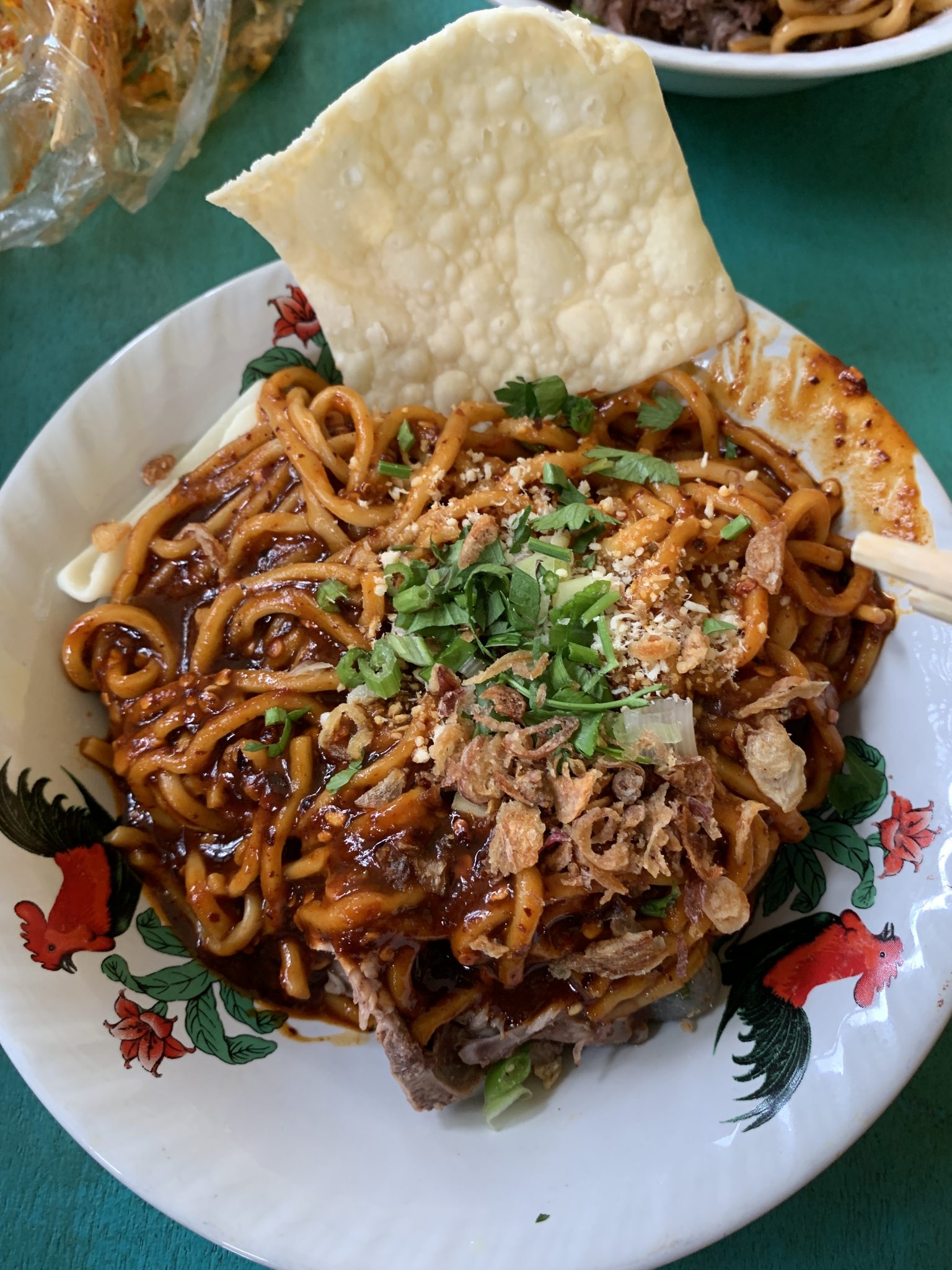 Mie Jebew Kuliner Unik yang Memikat Lidah